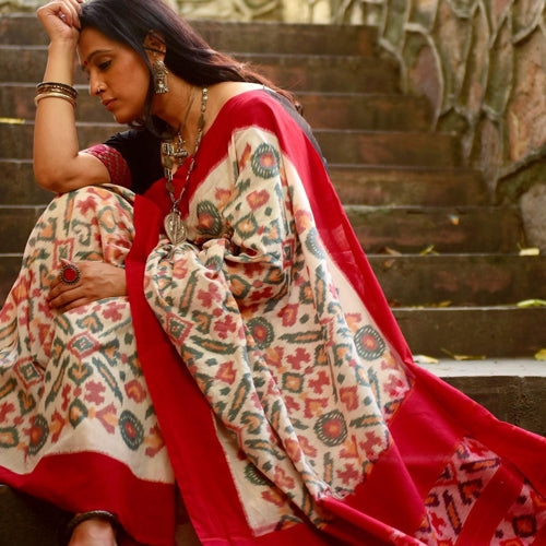 Red Sarees – Forsarees