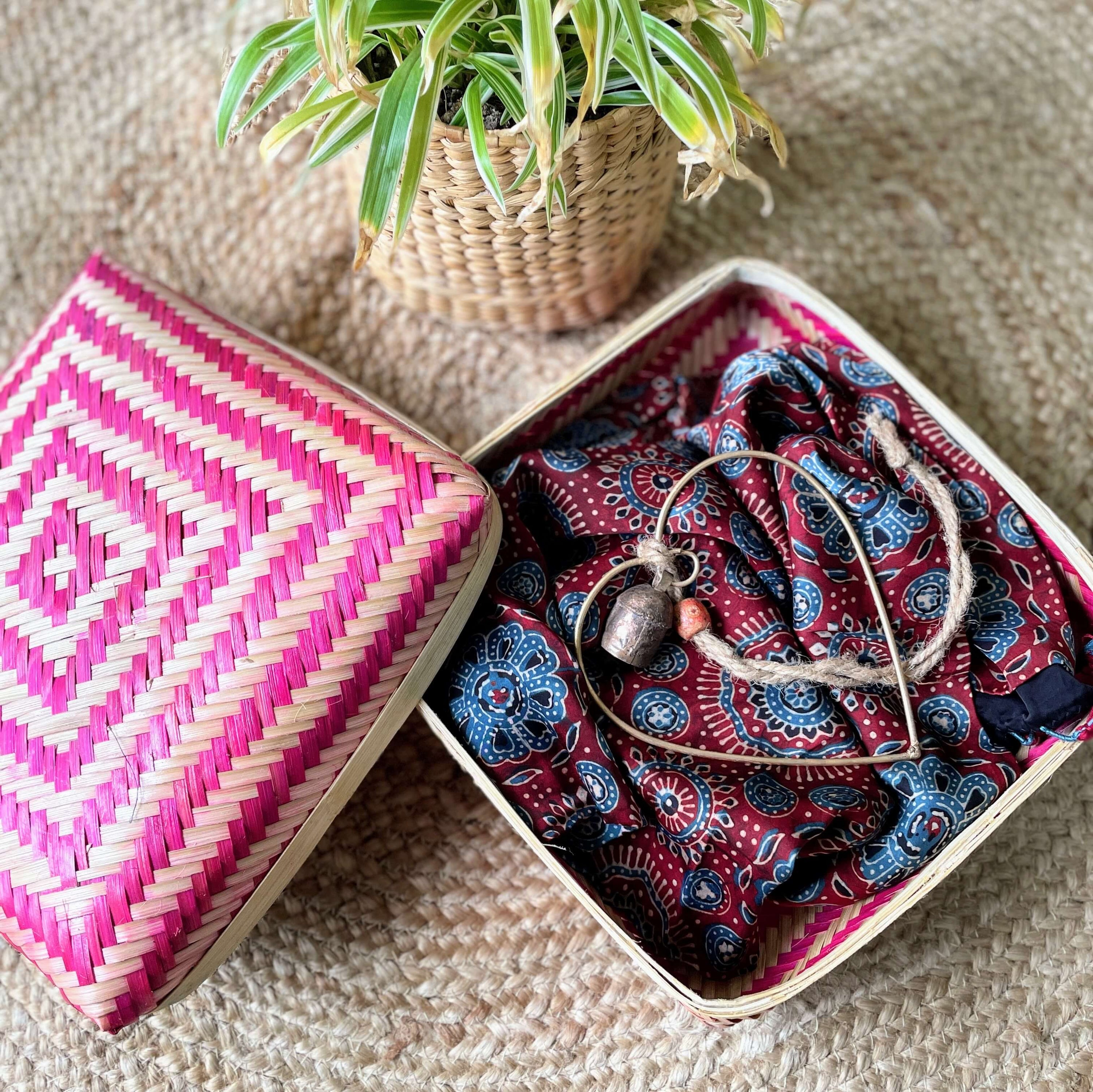 Buy Cotton and Silk Handloom Sarees Online directly from Weavers. – For ...